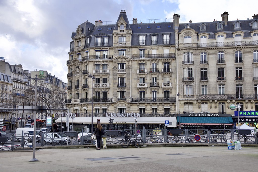 Vue remarquable sur la gare de Paris-Lyon , shooting photo | Scouting ...